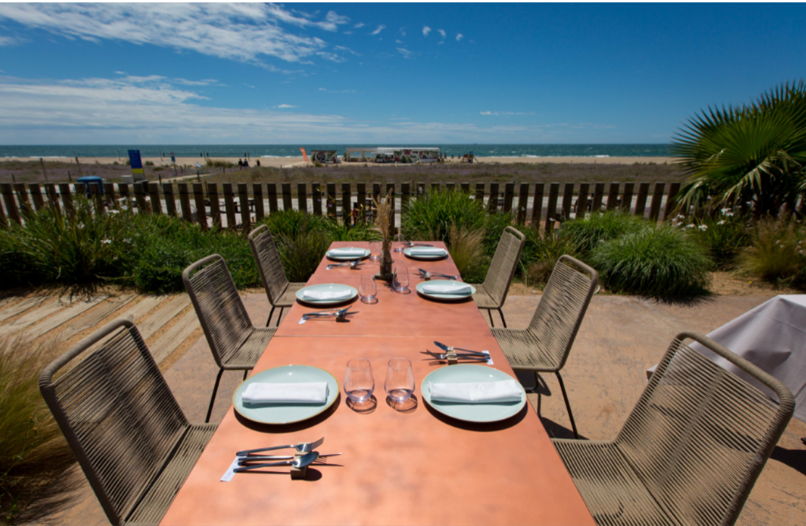 Ocho lugares donde comer en las playas de Barcelona - 7 Caníbales