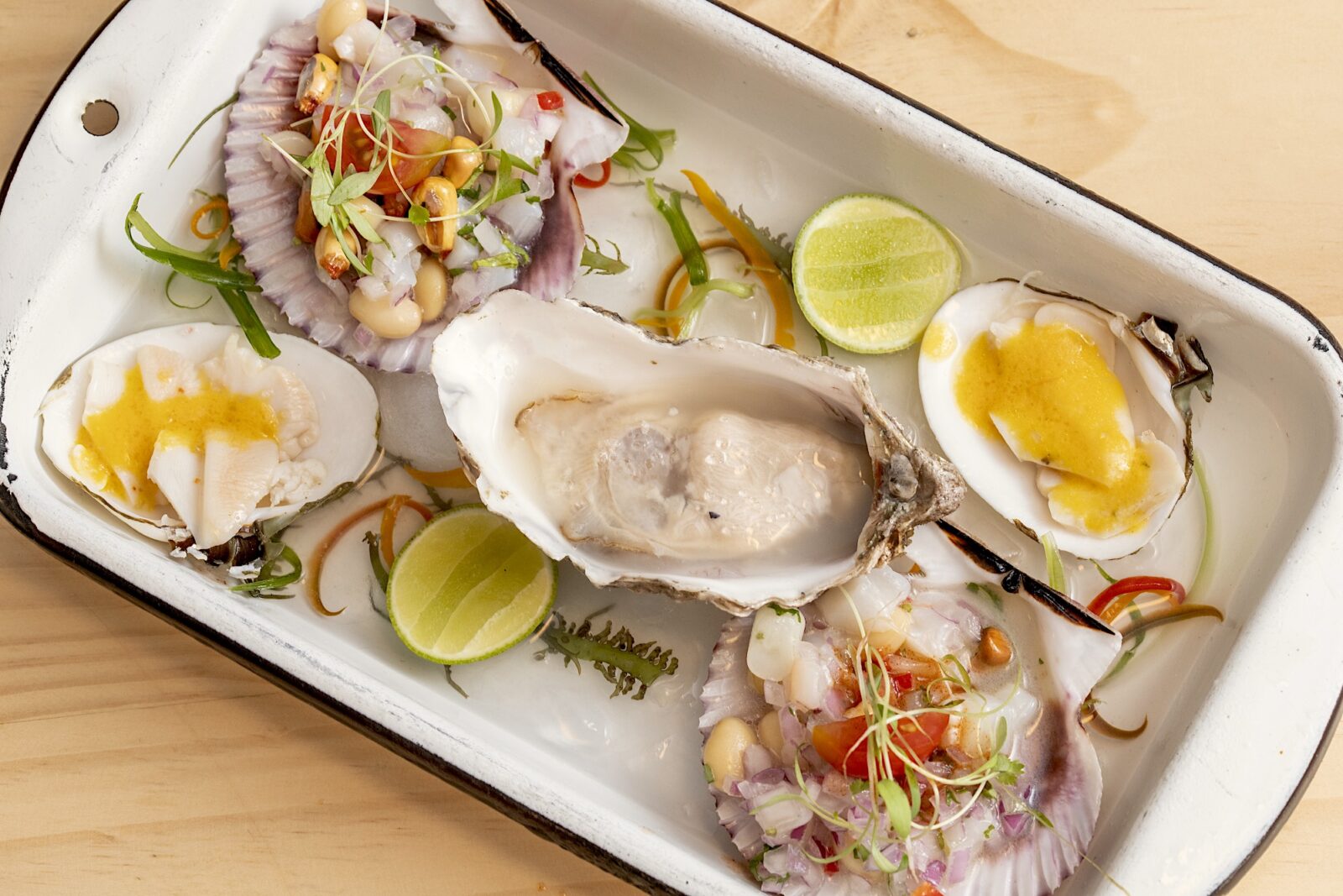 Cumpa y Cumpìta, el ecosistema de Renzo Miñán - 7 Caníbales