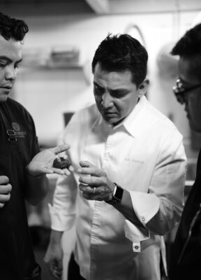 Atzin Santos, un cocinero apasionado - 7 Caníbales