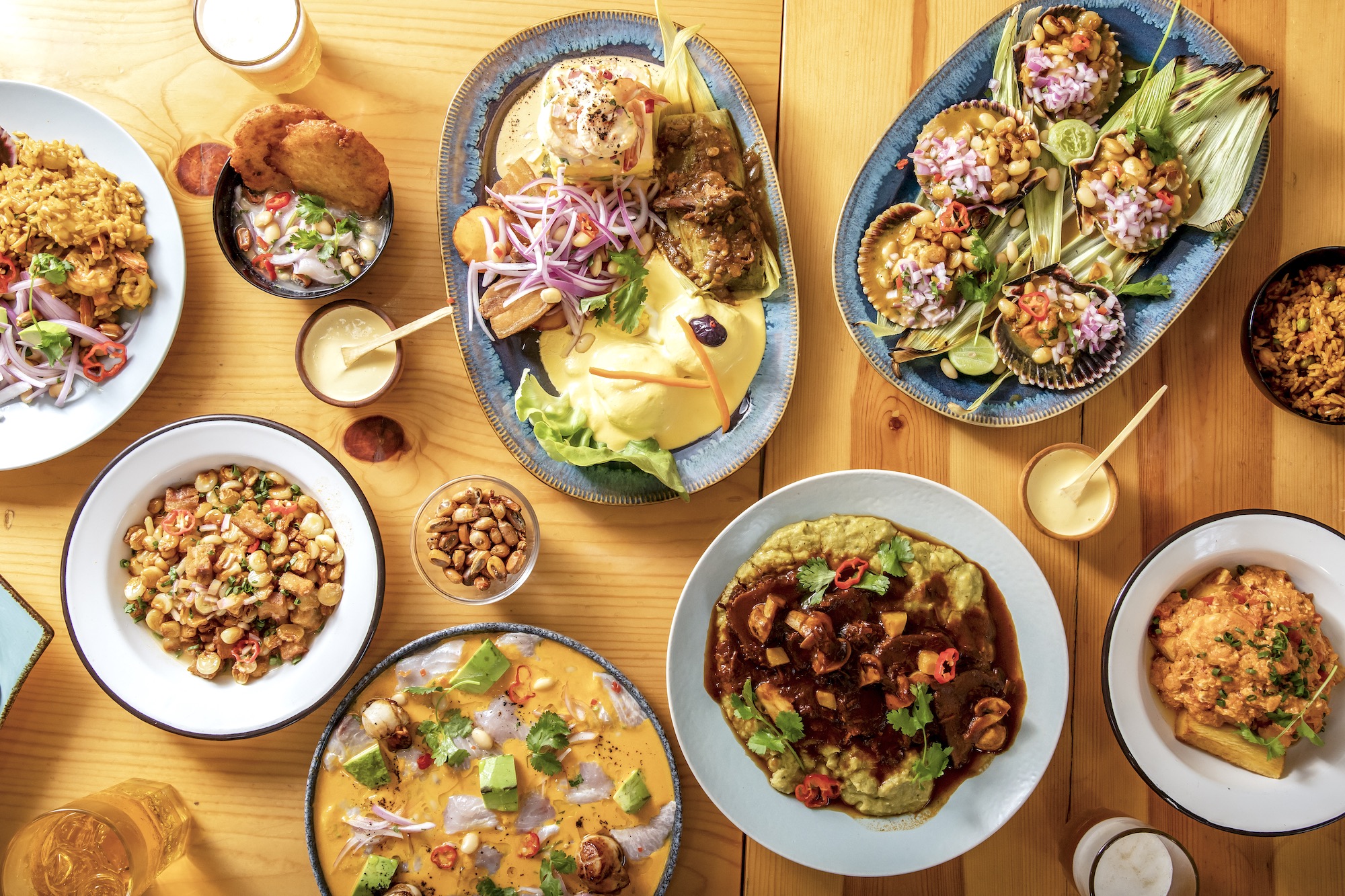 Cumpa y Cumpìta, el ecosistema de Renzo Miñán - 7 Caníbales