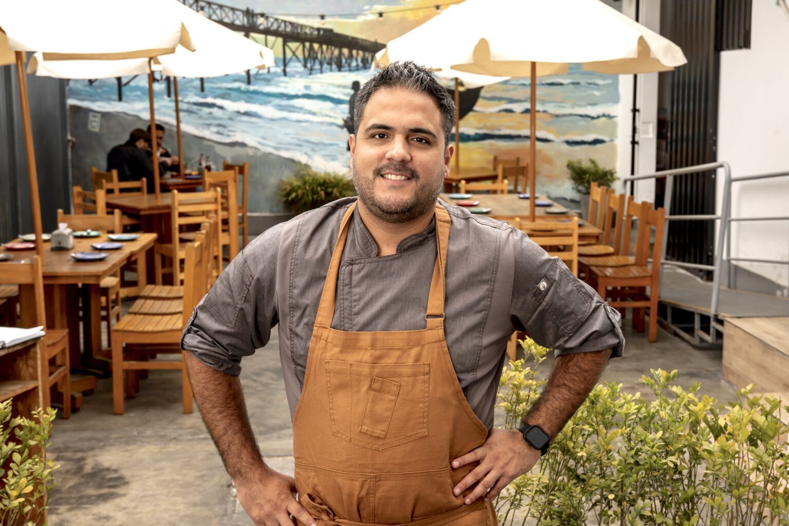 Cumpa y Cumpìta, el ecosistema de Renzo Miñán - 7 Caníbales