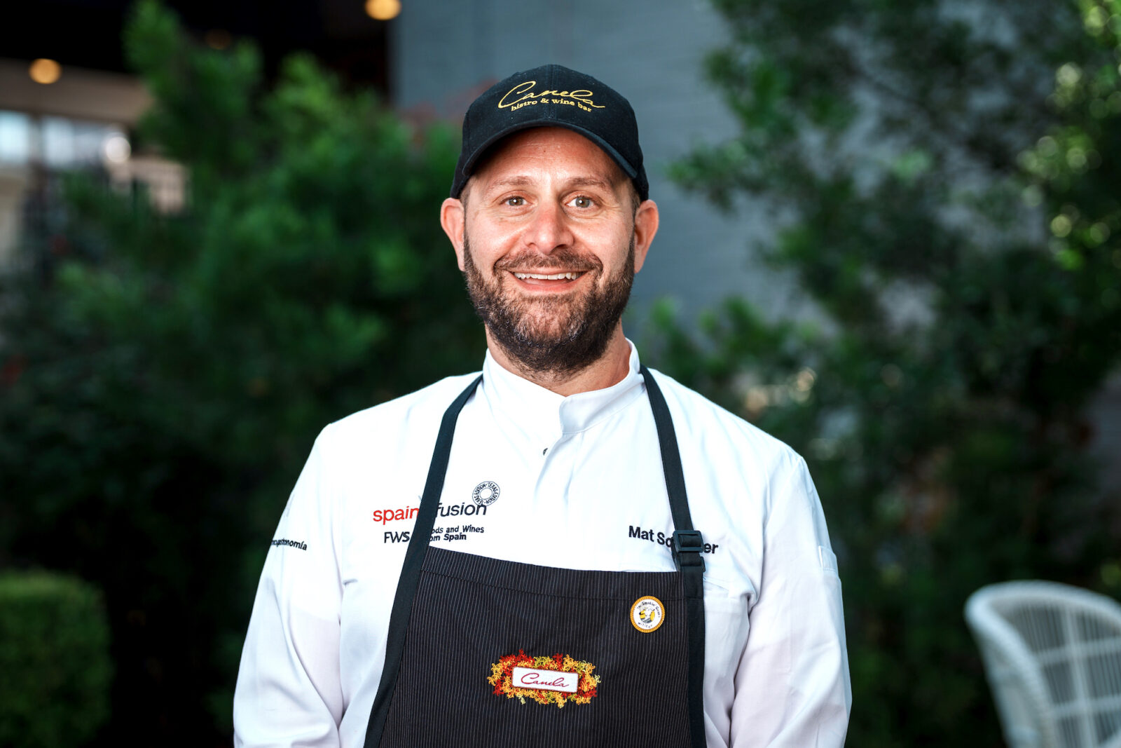 Mat Schuster cocina española en Canela, San Francisco - 7 Caníbales