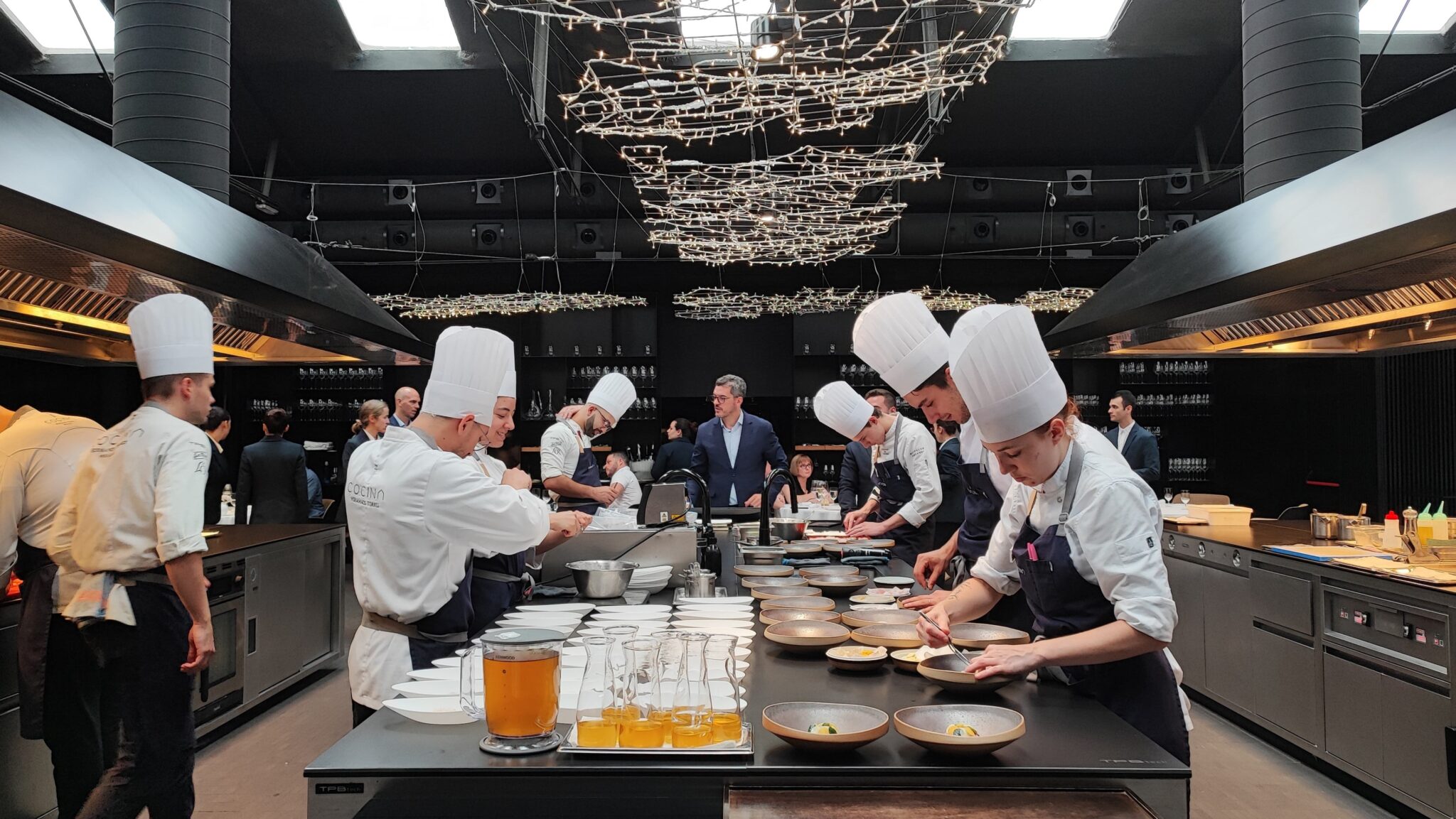 Hermanos Torres, la excelencia a partir del legado de la abuela Catalina - 7 Caníbales