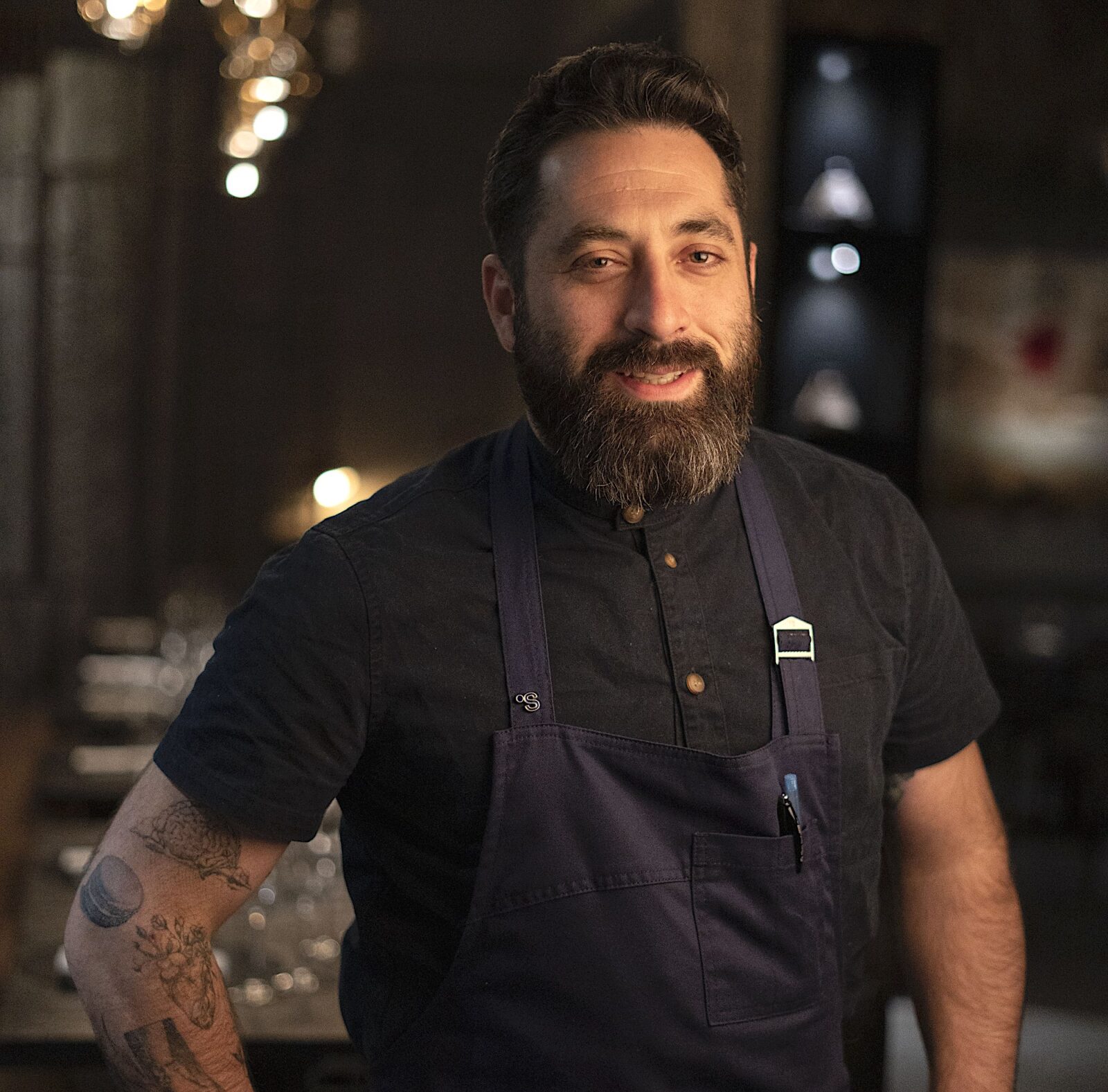 Azafrán, el restaurante que cambió la forma de mostrar el vino en ...