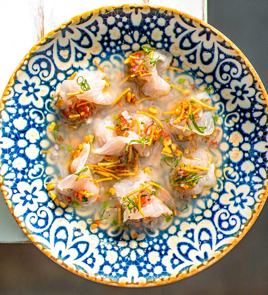 Tiradito chifero. Diego Alcántara en Nazca - 7 Caníbales